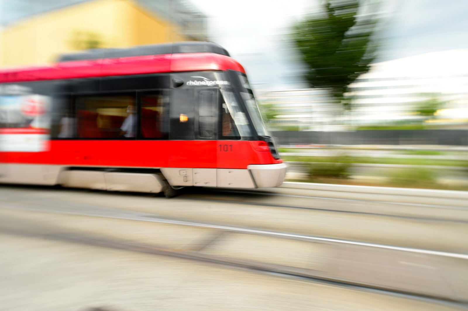 Rhônexpress toutes les 15 mn ! - Mobiles